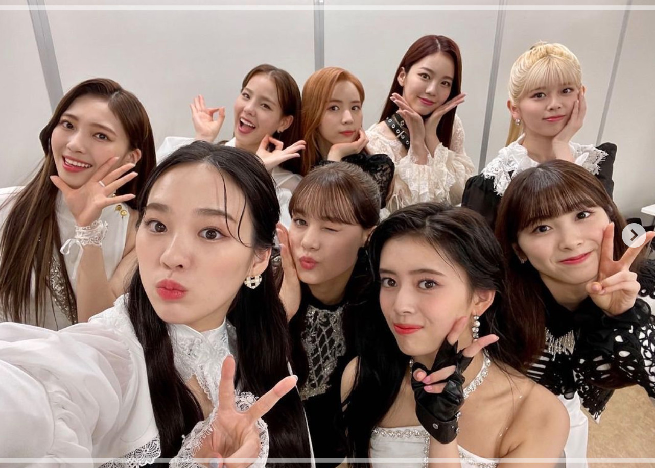 《紅白2021》NiziUの出演時間は何時何分？順番や曲名、見逃し配信も！